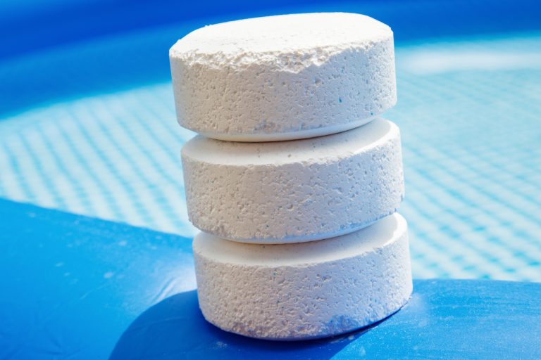 Chlorine vs. Bromine: Which is the Better Option for Your Swimming Pool?