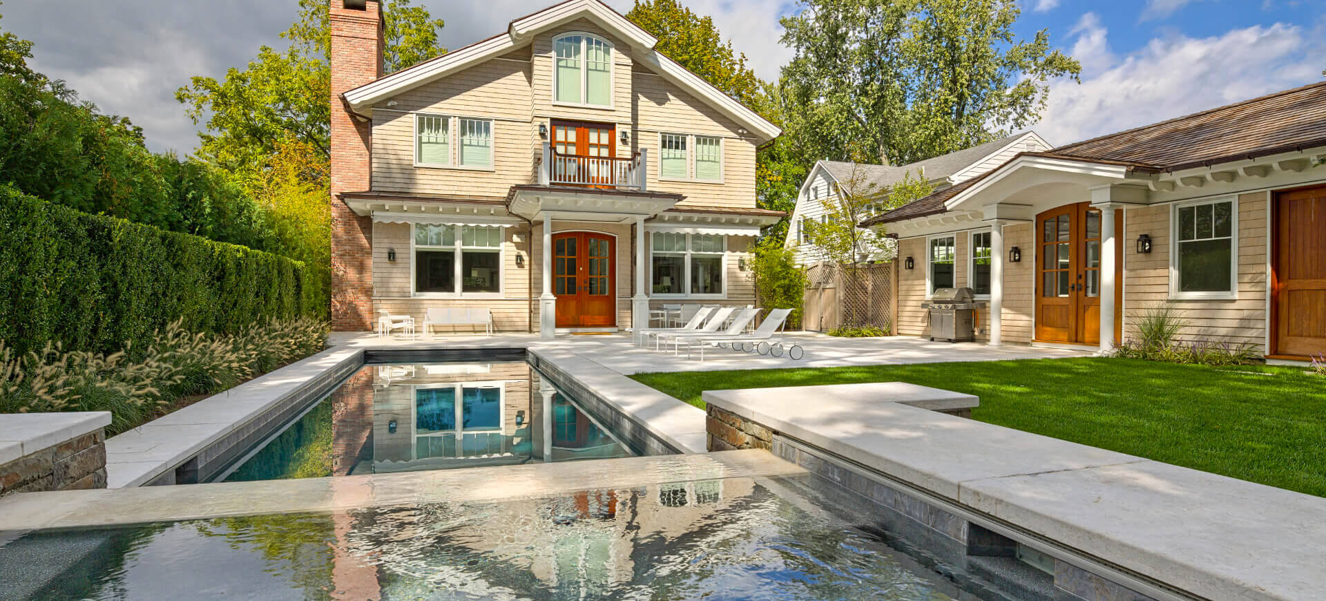 Shoreline Pools | Swimming Pools Design & Construction CT/NY